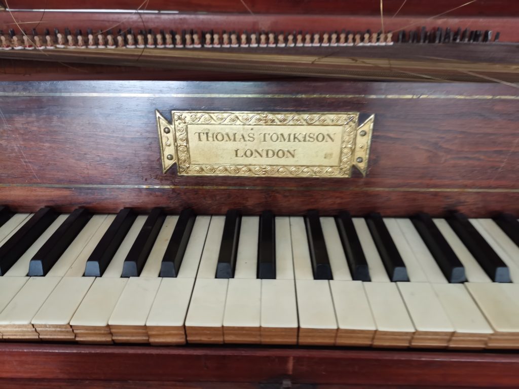 THOMAS TOMKISON方形钢琴 – mousai17